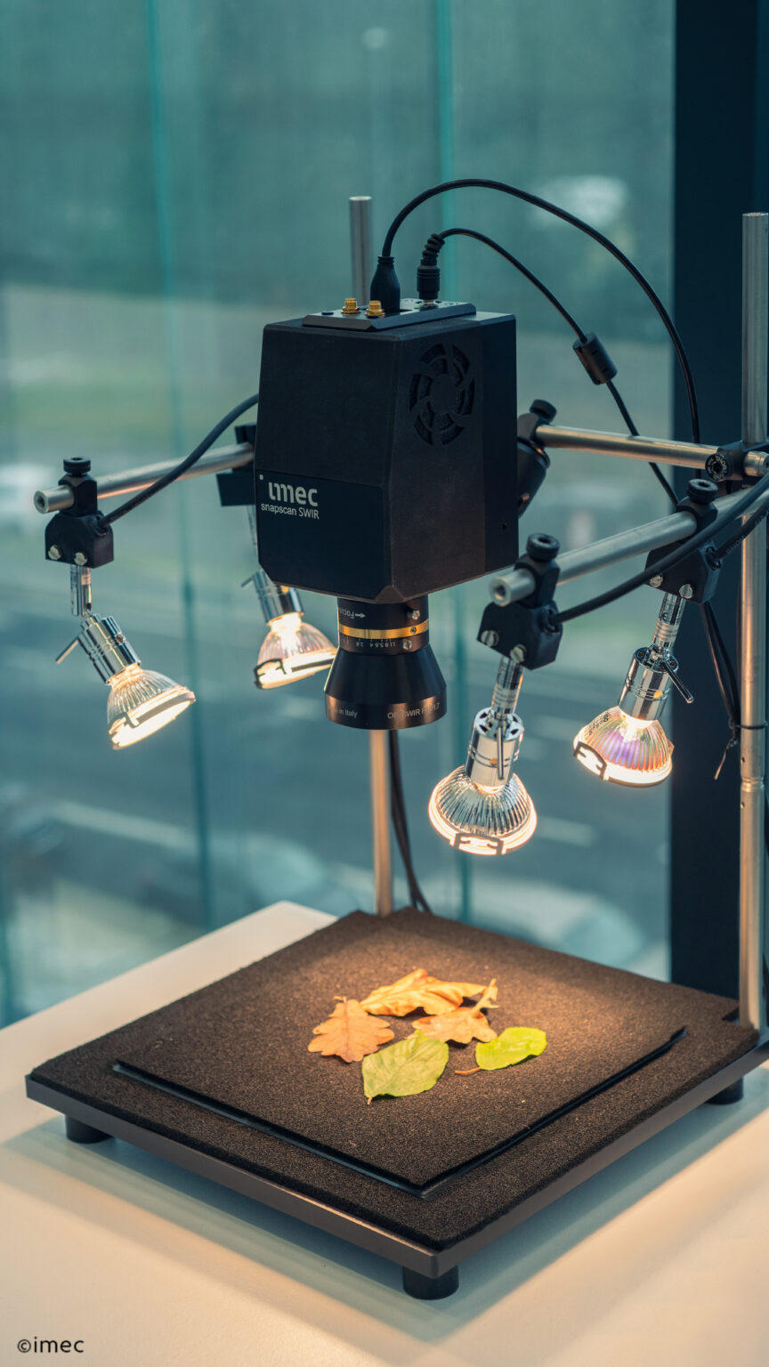 Snapscan SWIR Hyperspectral Imaging Camera - Scientific Imaging, Inc.